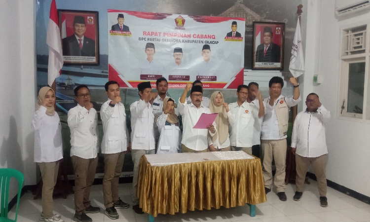 Gerindra Cilacap Usulkan Gibran Jadi Cawapres Prabowo di Pilpres 2024 - SUARA INDONESIA