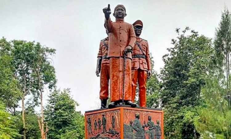 Monumen Soerjo: Mengenang Jasa Pahlawan Ngawi yang Heroik di Tengah ...