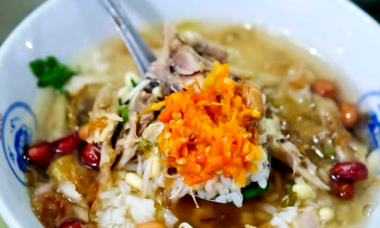 Soto Pacitan, Kuliner Berkuah Bening dengan Cita Rasa Rempah yang Khas ...
