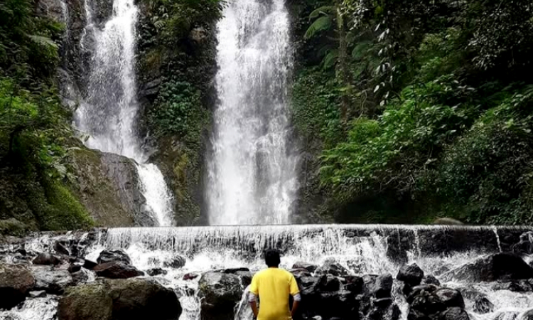 Menyatu dengan Keindahan Alam: Jelajahi Pesona Curug Cilember yang ...