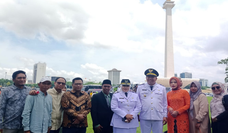 Mas Rio dan Mbak Ulfi Resmi Jabat Bupati-Wakil Bupati Situbondo, Siap ...