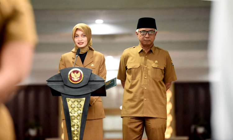 Mbak Wali Pimpin Apel Perdana, Tegaskan Komitmen ASN Bangun Kota Kediri Mapan - SUARA INDONESIA