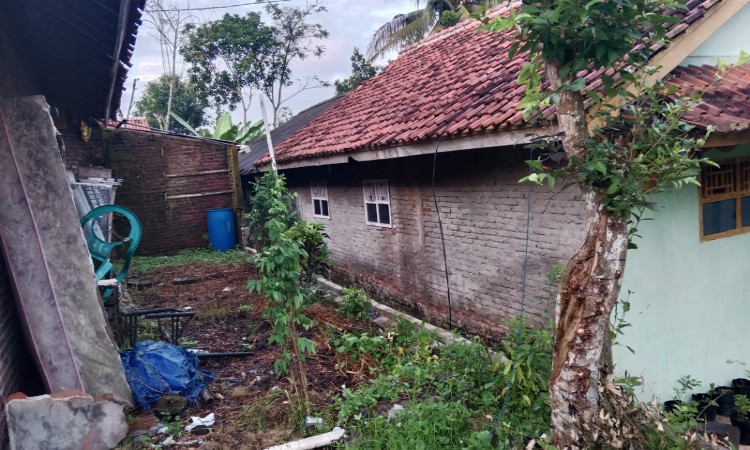 Rumah Warga di Cilacap Nyaris Kebakaran Gegara Korsleting Listrik - SUARA INDONESIA